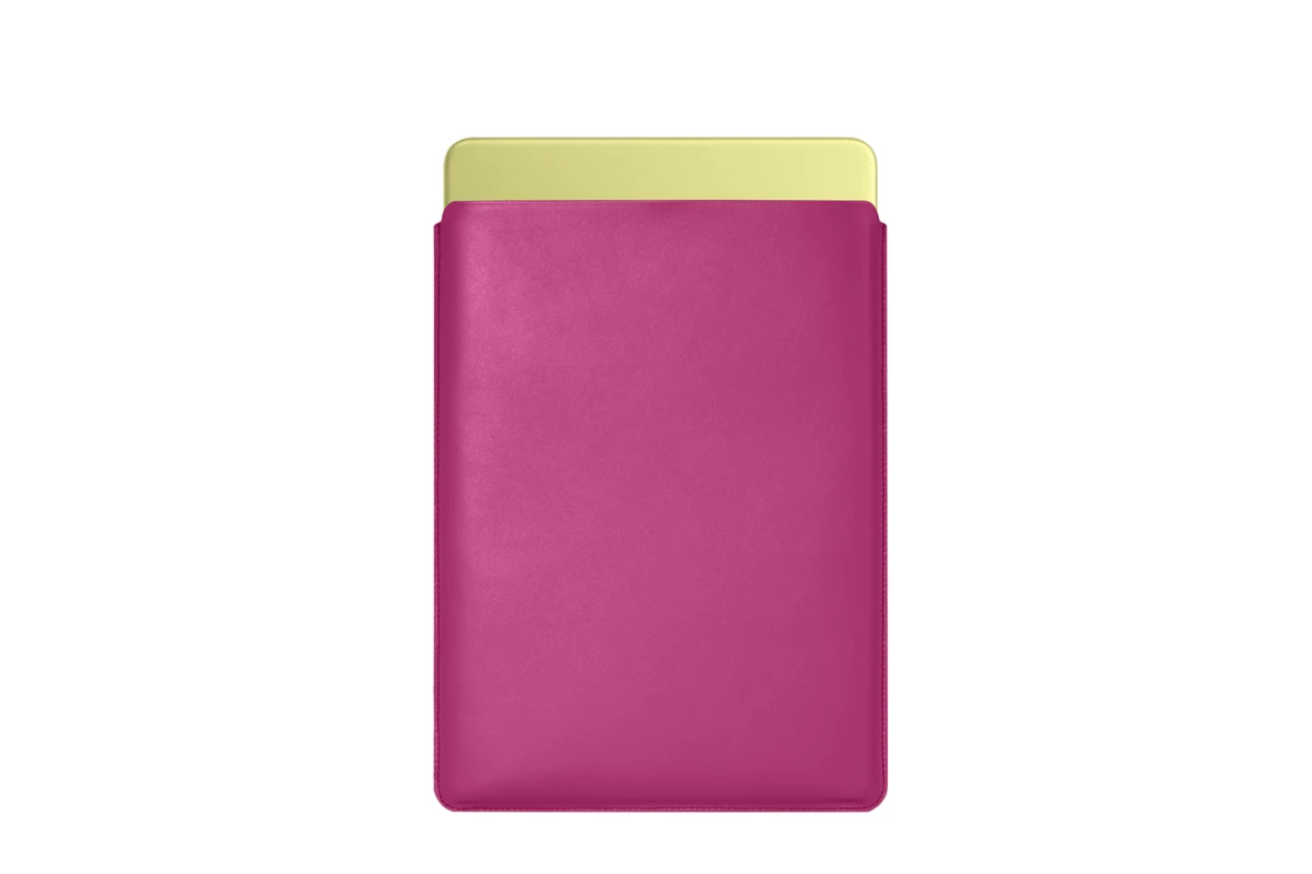 | Leather Classic Sleeve for MacBook Neo | LUCRIN - Fuchsia - Smooth ...
