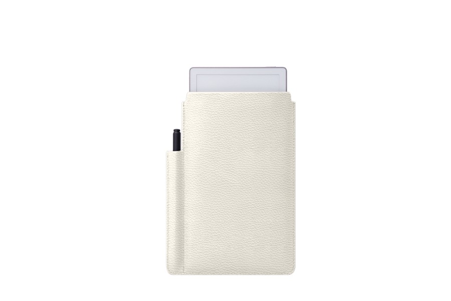 ReMarkable Paper Pro Move Sleeve in leather by LUCRIN - Off-White ...
